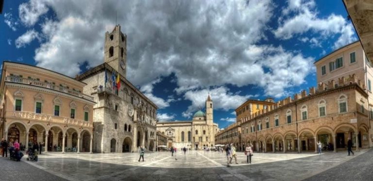 Ascoli Piceno, presentato il nuovo portale turistico Visitascoli.it ...